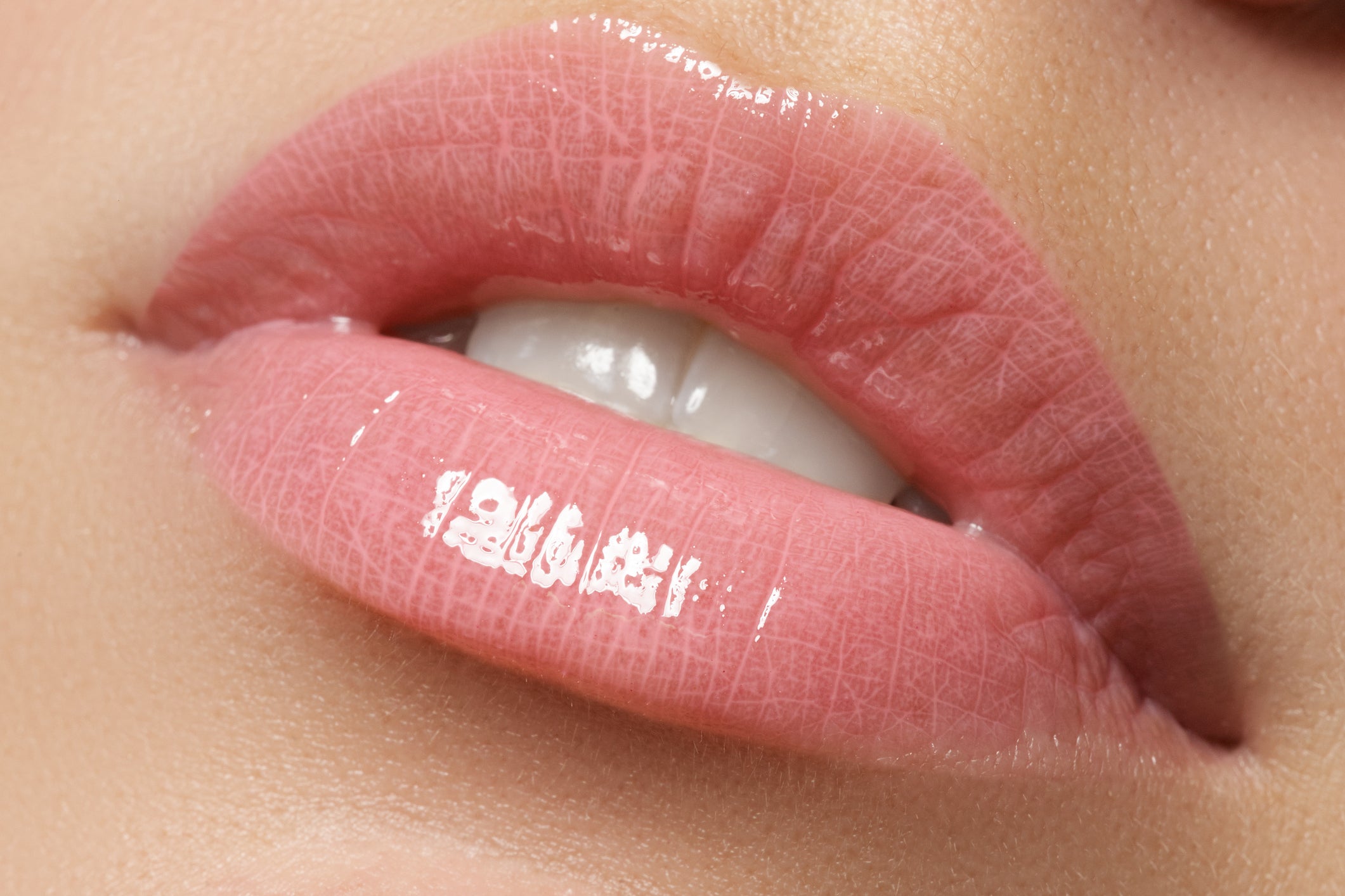 You should be scrubbing your lips! – Simple Sugars